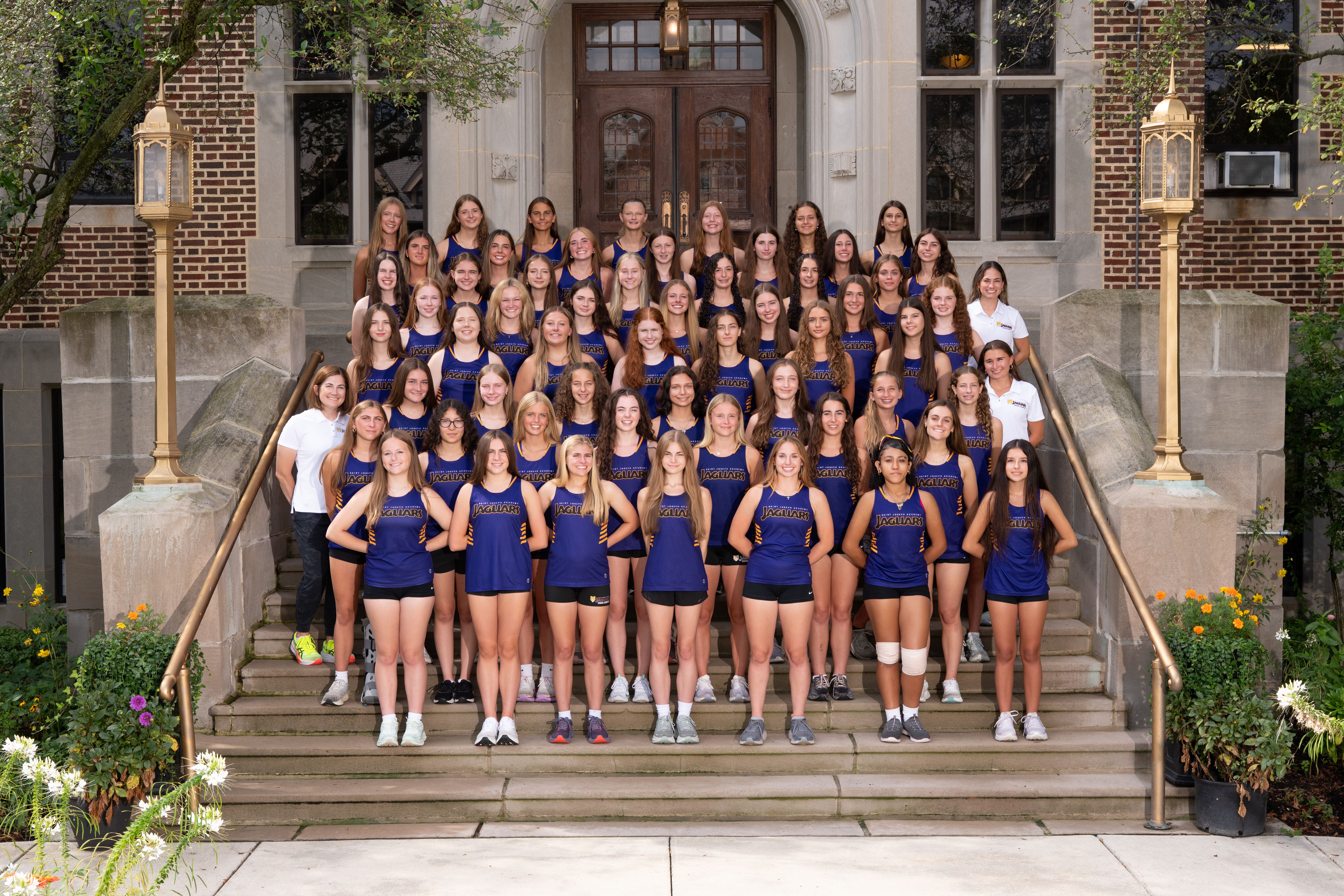 Varsity Cross Country Earns 8th at Madison Invitational - Saint Joseph ...